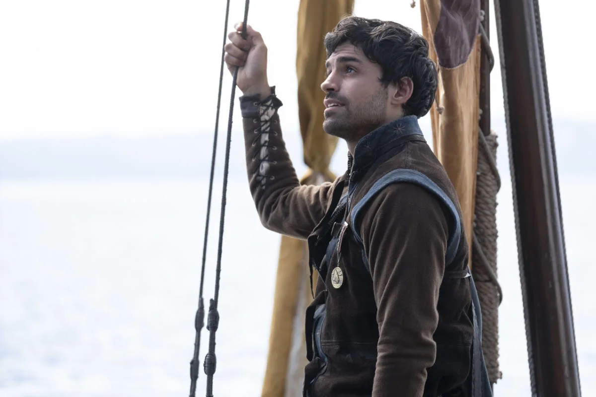 Rosaline Cast and Director on the Hulu Rom-Com - Vital Thrills