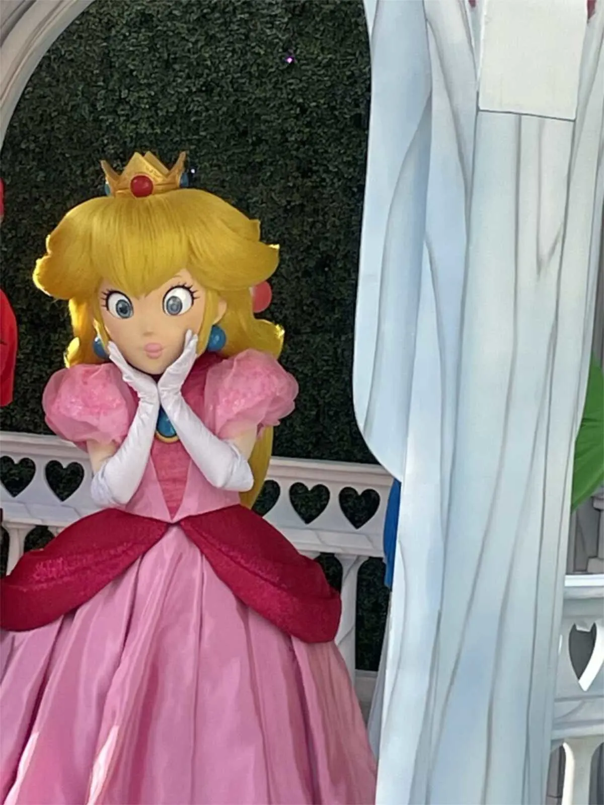 Super Nintendo World Preview: A Visit to the New Land