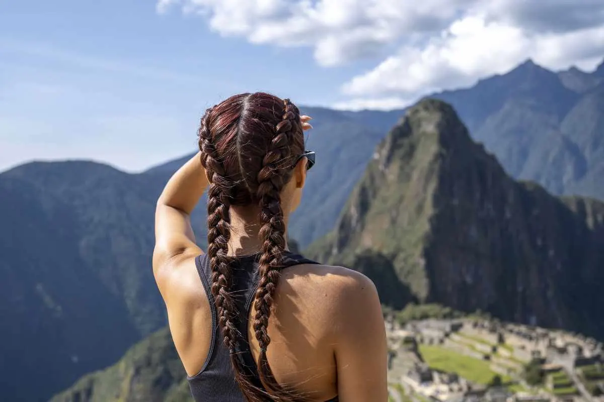 Thirst with Shay Mitchell to Debut on May 23