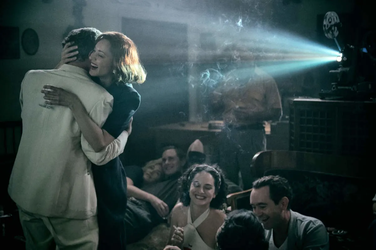 Lee Trailer Featuring Kate Winslet as the War Correspondent and ...