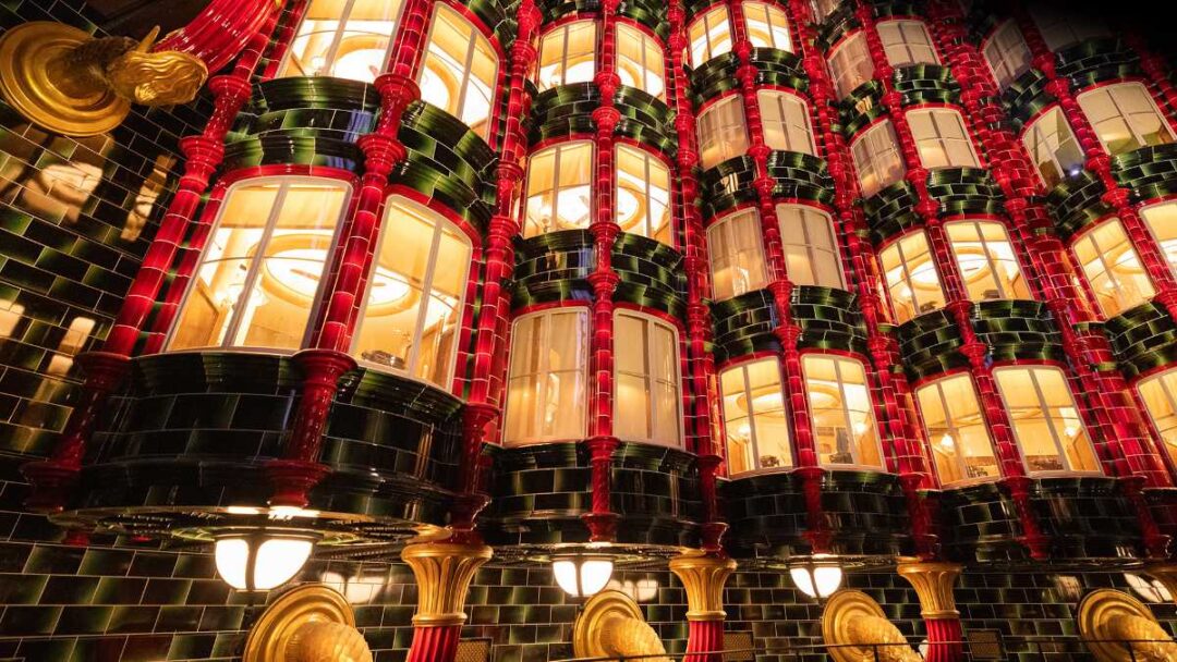 Go Inside the Harry Potter and the Battle at the Ministry Attraction