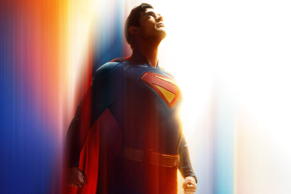 Superman Teaser Trailer Takes You Up, Up and Away!